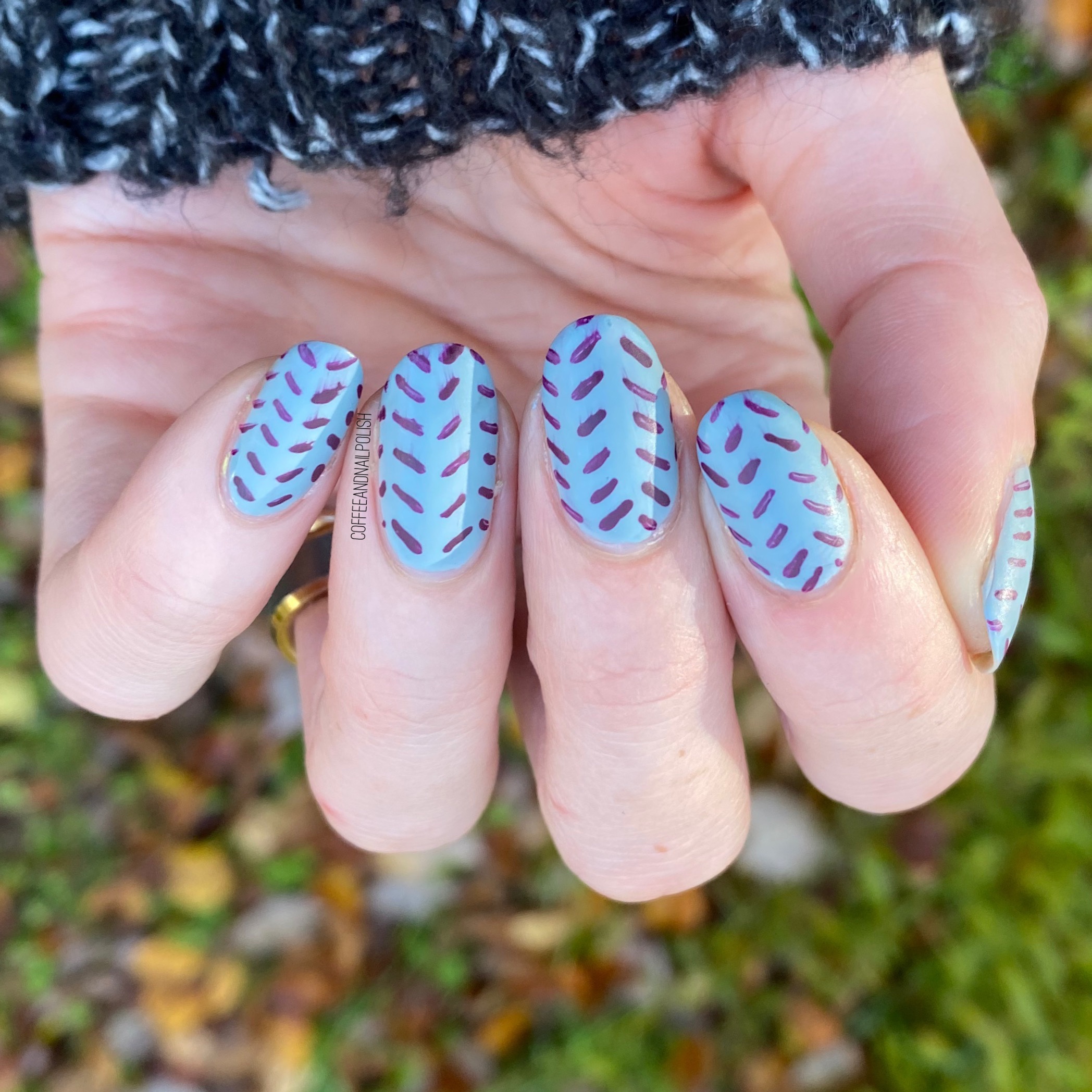 Matte Knit Sweater Nails – Coffee & Nail Polish